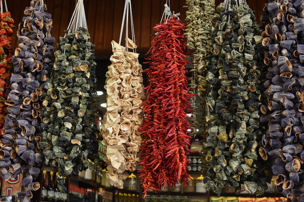 Hokh Syun: Kashmiris prepare for winter with sun dried vegetables, a ...